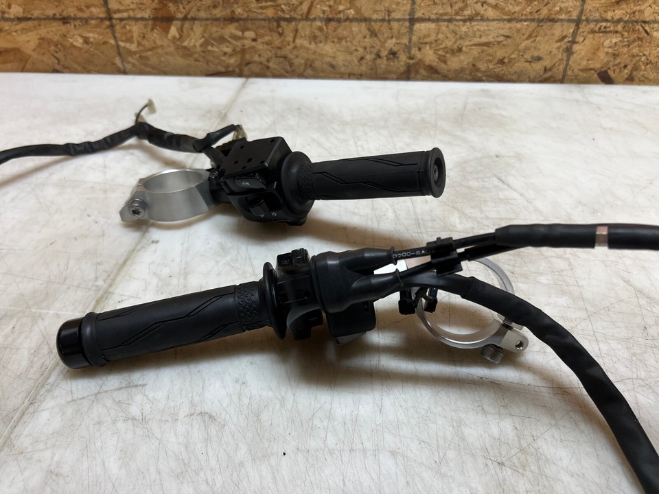 09 10 12 13 14 15 16 YAMAHA YZFR6 YZF R6 LEFT RIGHT CLIP ON HANDLEBARS ...