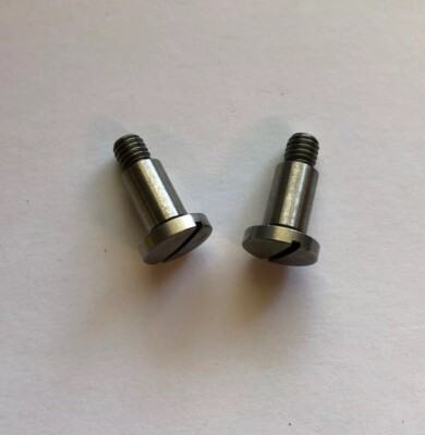 *NOS* 545159-SINGER SCREWS (LOT OF 2)-FOR SEWING MACHINES* | eBay