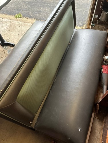 RARE Phase 3 90’s Chuck E. Cheese Booth and Table | eBay