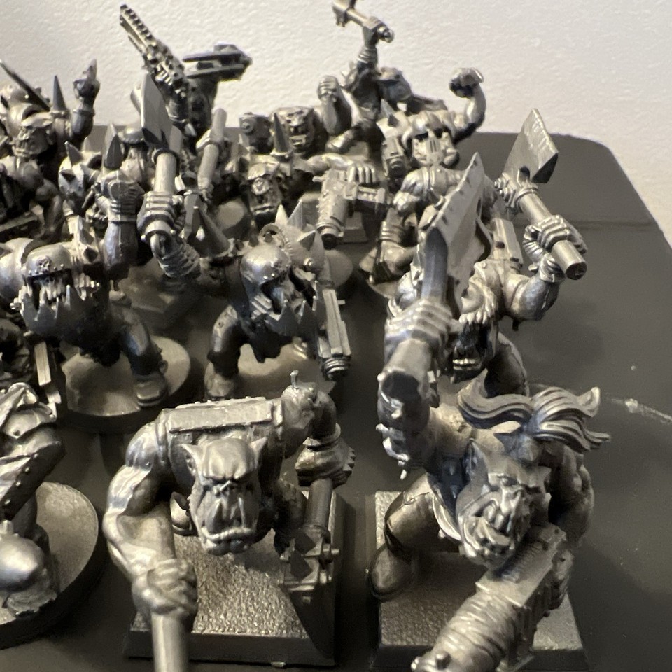 Warhammer 40k Ork Boyz X 26 + Three Nobz - Unpainted - Games Workshop ...