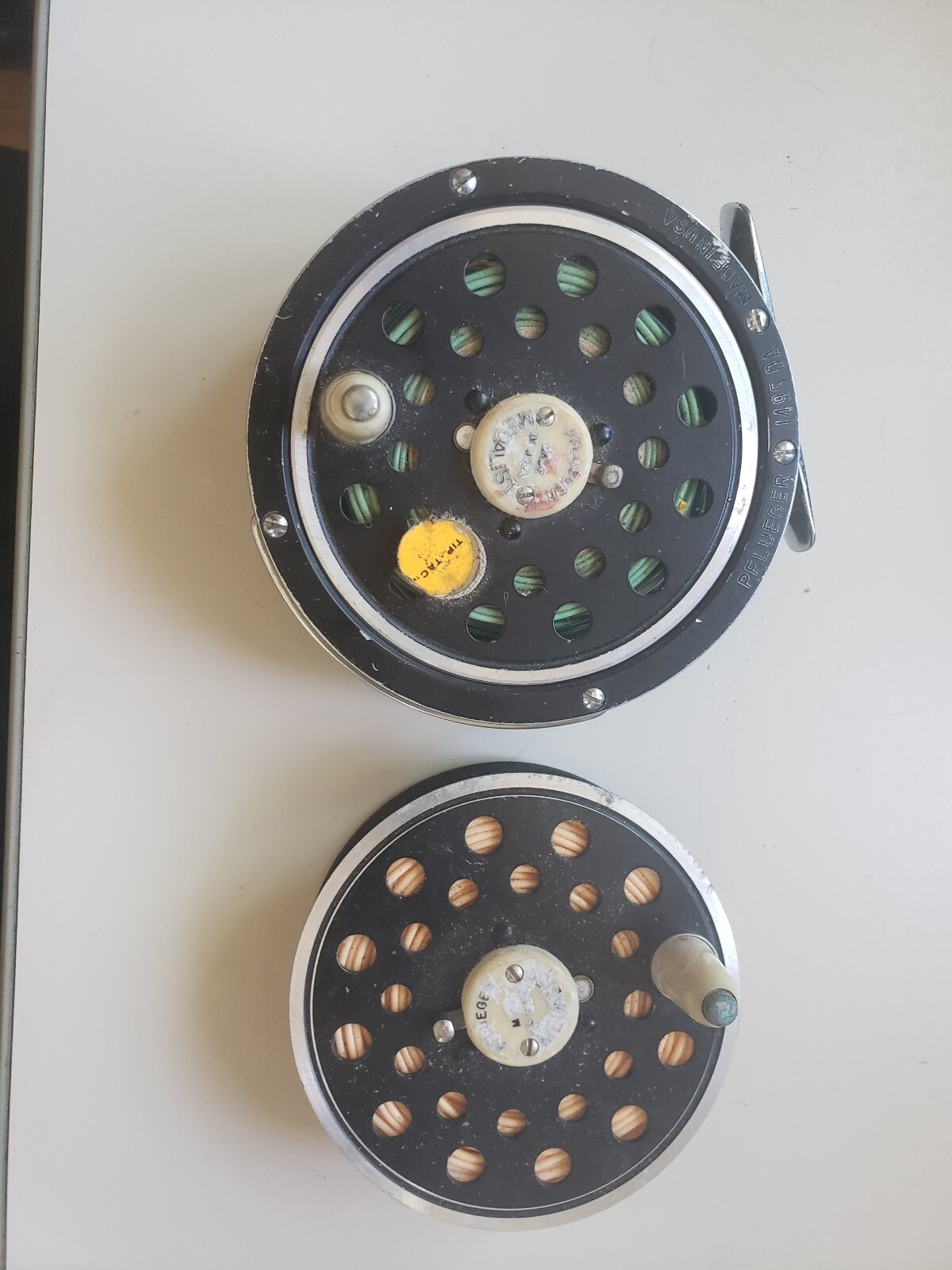 Pflueger medalist fly reel 1495 and spare spool. Right hand retrieve ...