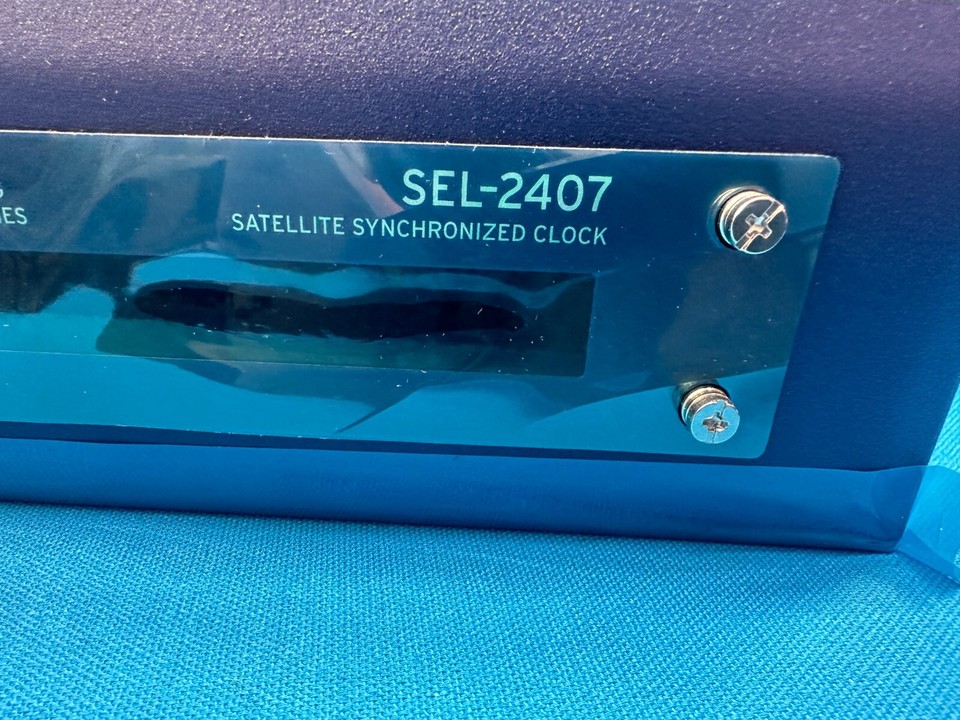Schweitzer Engineering SEL-2407 Satellite Synchronized Clock 240700033 ...