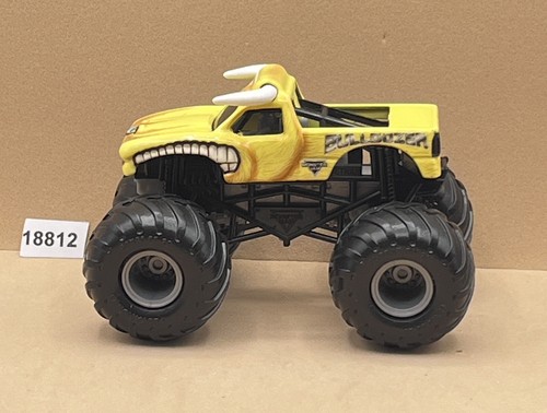 Spin Master BULLDOZER Monster Jam Truck 1:64 Series 17 Retro Rebels ...