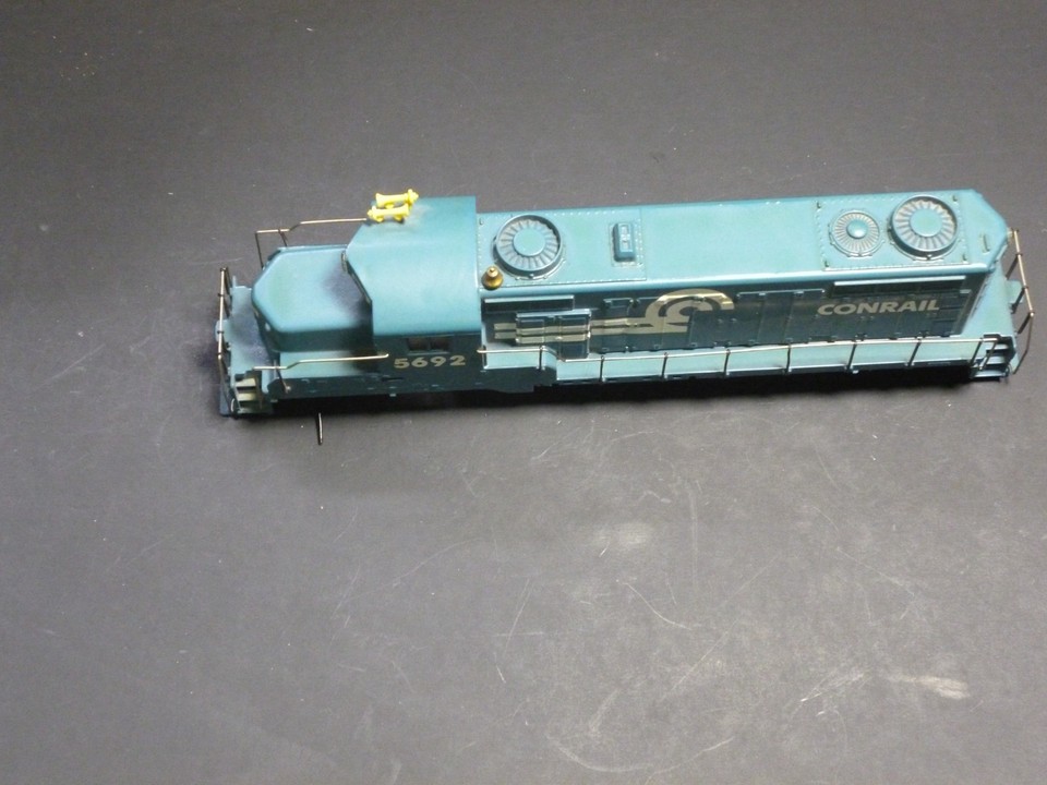 Ho Tyco Life like ? diesel locomotive GP30 shell conrail | eBay