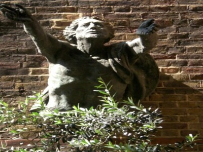 Photo 6x4 Wall statue, St Alban the Martyr Church, Brooke Street EC1 ...