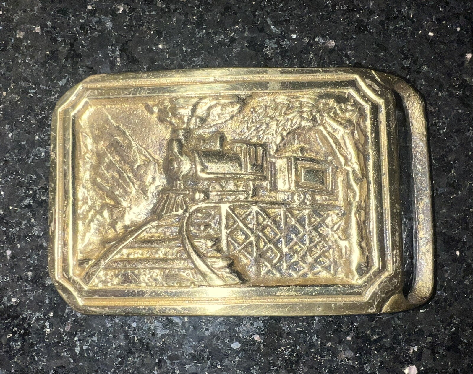 Train Scene - Solid Brass Mens Belt Buckle Western Ha… - Gem