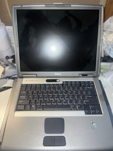 Dell Latitude D505 14.1in. (30GB, Intel Celeron M, 1.5GHz, 256MB ...