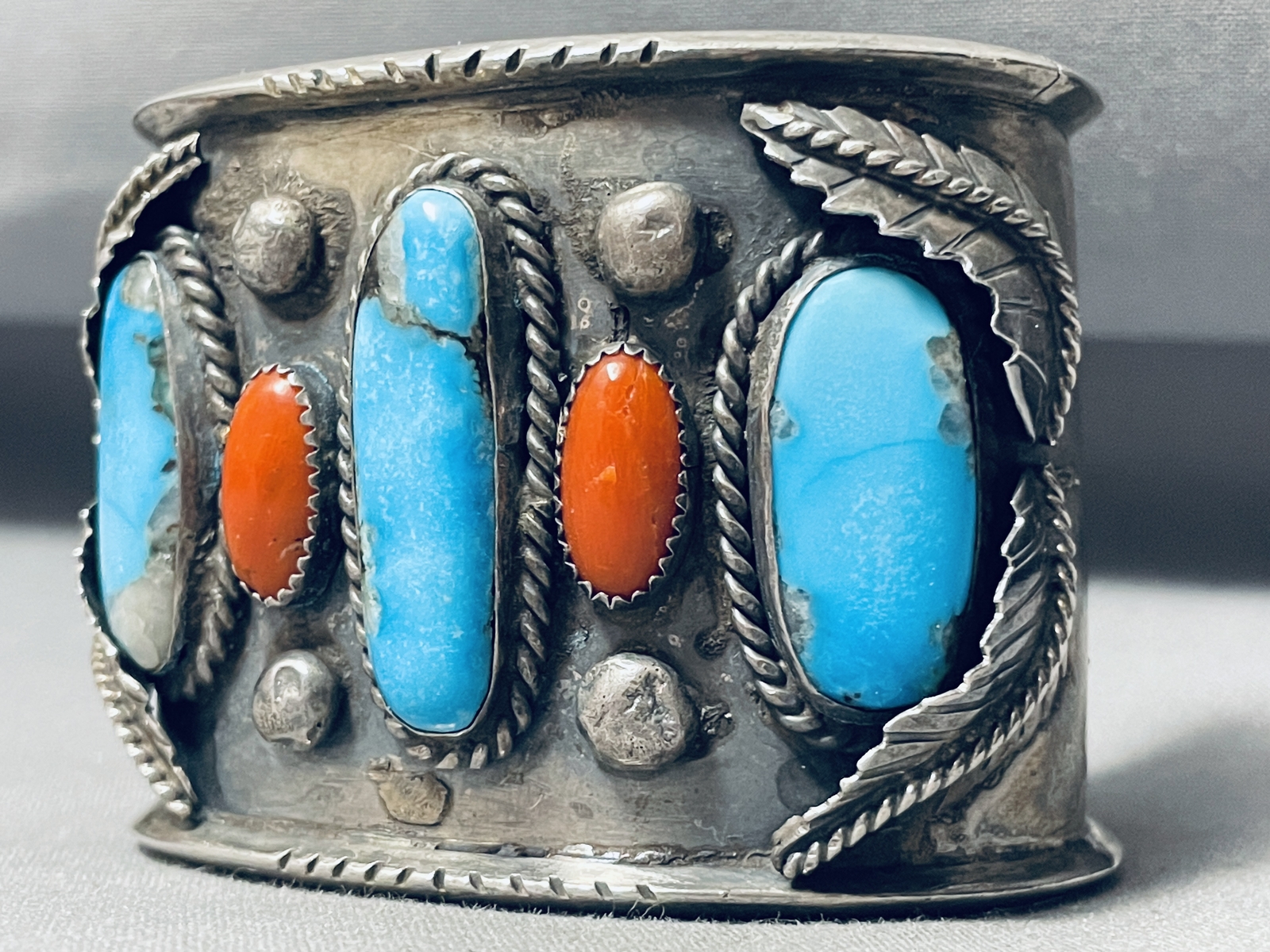 LEO BURNSIDE 1970S VINTAGE NAVAJO TURQUOISE CORAL STE… - Gem