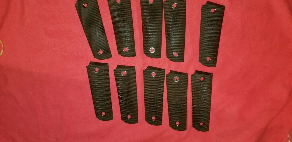 USGI Left Hand Grip for the .45 Cal M1911 Colt M1911A1 - NOS Left Side ...