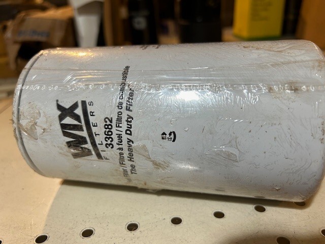 WIX 33682 - Fuel filter cross reference