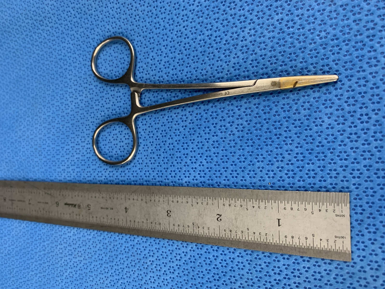 Codman 19-8027 Straight Gregory Stay Suture Clamp 4-3/4in for sale ...