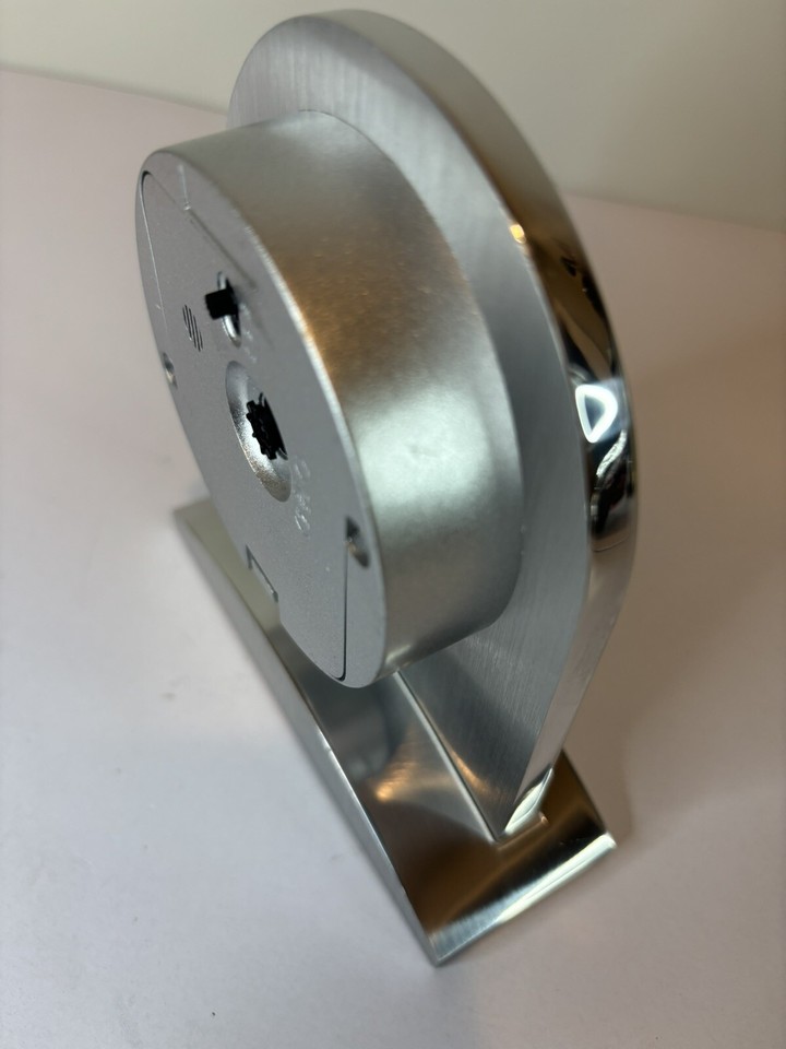 Seiko Westchester Executive Alarm Clock, Gray Analog, Quartz QHE163SLH ...