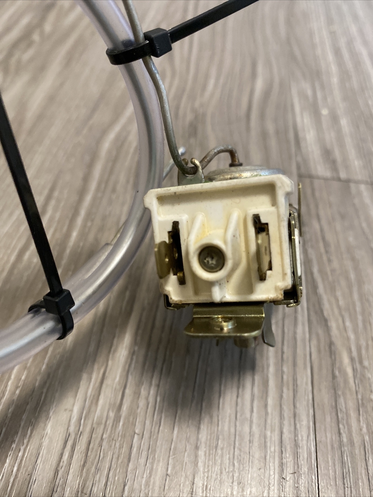 GE Refrigerator Temperature Control Thermostat WR9X588 WR09X0588 ...