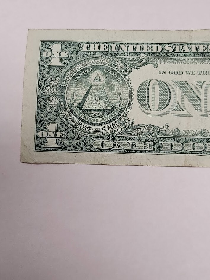 4 IN A ROW LEADING 1s TRIPLE 3s FANCY SERIAL NUMBER ONE DOLLAR BILL ...