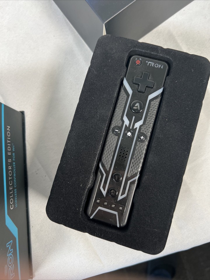 Disney Tron Wii Remote Collectors Edition #5663/20000 Rare | eBay