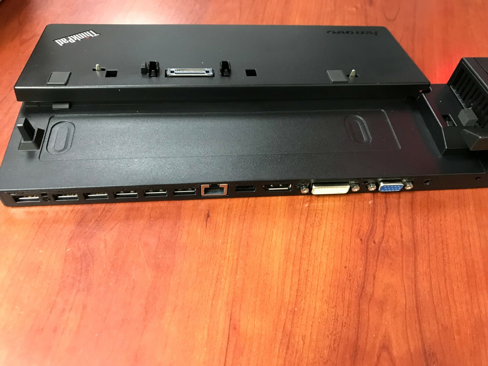 Lenovo ThinkPad Pro Dock 90W 40A10090US Docking Station, with AC ...