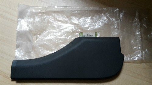 LAND ROVER FREELANDER TAILGATE TRIM PANEL RIGHT NEW GENUINE DGP100960 ...