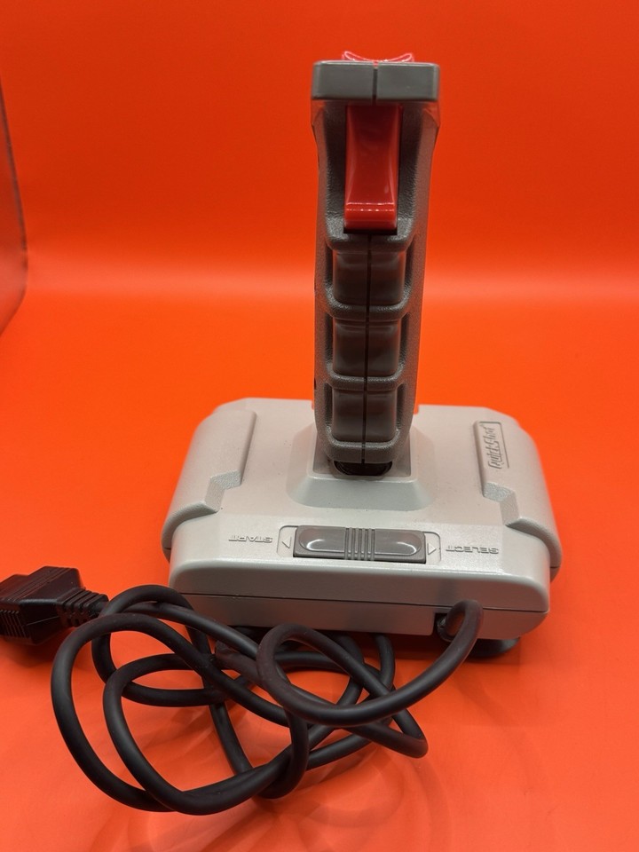 Nintendo NES Quickshot Joystick Controller SVI Spectra Video QS-112 ...