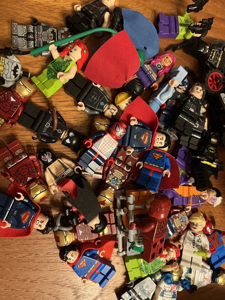 2 Lego Superhero Minifigures Randomly Selected Hero Figs DC Marvel ...