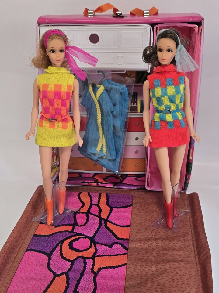 Vintage 1970 Mattel Walking Jamie Barbie #1132 LOT w/Original Outfits ...
