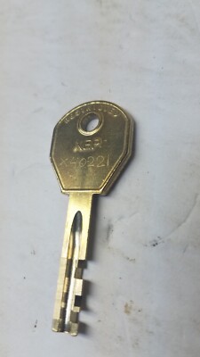 X40221 ESD Laundry Coin Box Key XEP | eBay