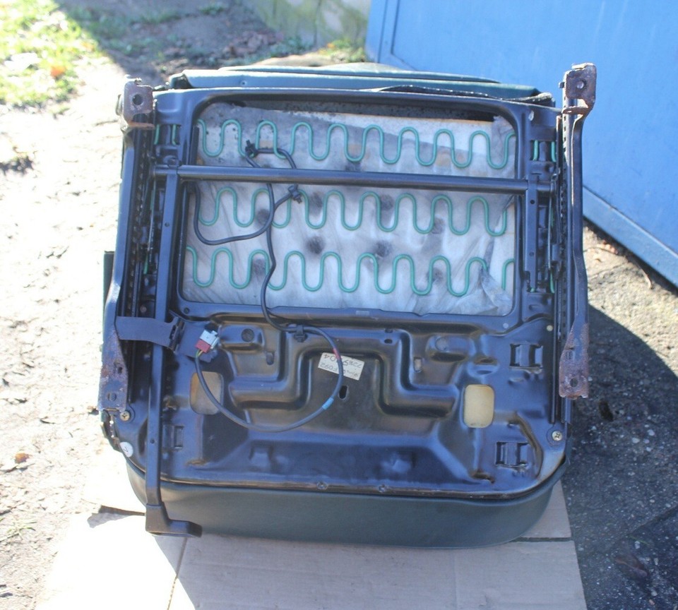 GENUINE MERCEDES-BENZ MB W124 S124 SEAT FRONT RIGHT VINYL MB-TEX DARK ...