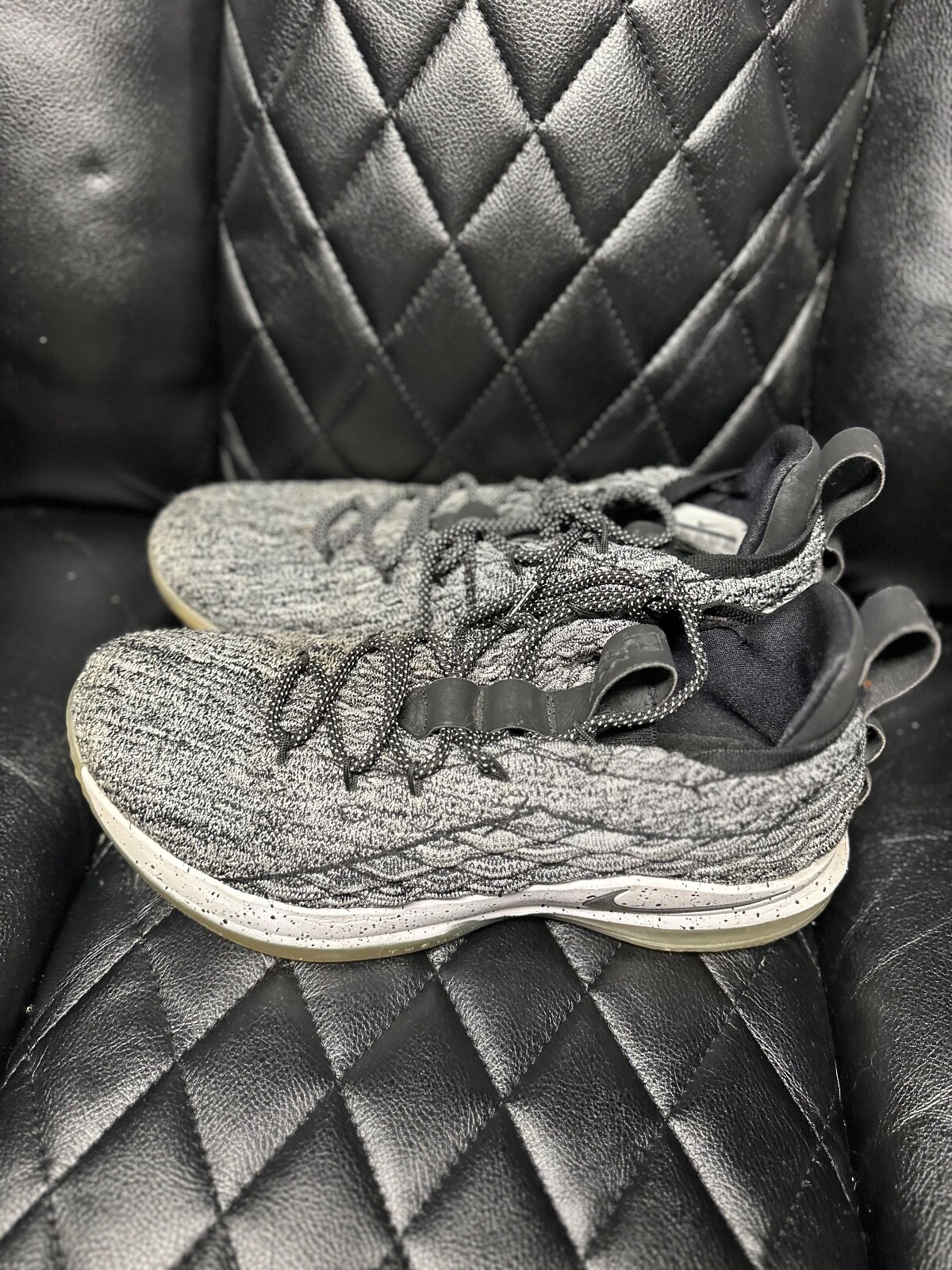 Nike LeBron 15 Low Ashes Oreo Men's Basketball Shoes … - Gem