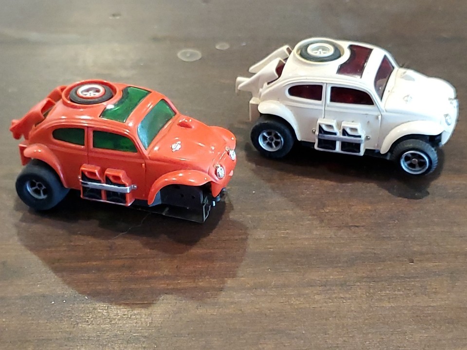 2 RARE VINTAGE AURORA AFX BAJA BUGS VW w/ BLACK TANKS HO SLOT CARS, RED ...
