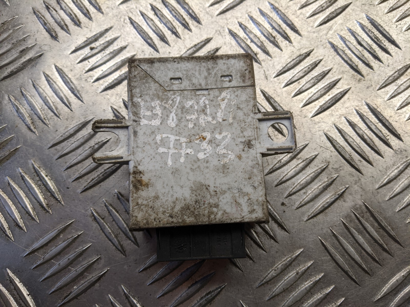 Bmw E46 E38 E39 Immobilizer Control Unit 61.35-8 374 945 61358374945 ...