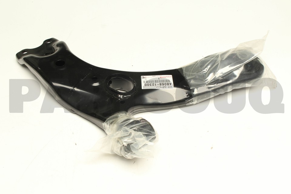 4806812300 Genuine Toyota ARM SUB-ASSY, FRONT SUSPENSION, LOWER NO.1 RH ...