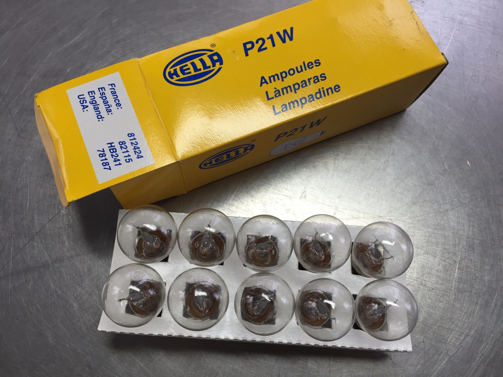 78187 HELLA P21W BULB 24V Lamp QTY of 1 NOELL 148850257, 8GA 002 073 ...