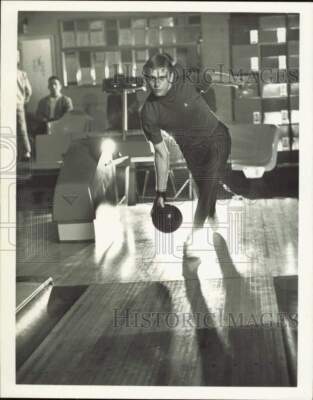 1969 Press Photo Bowler Billy Hardwick - kfp13576 | eBay