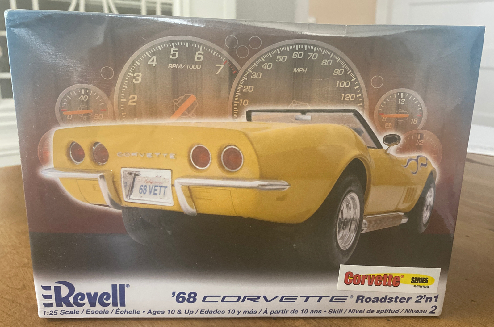 Revell 1:25 scale '68 Corvette Roadster 2' n 1 Model Kit SEALED | eBay
