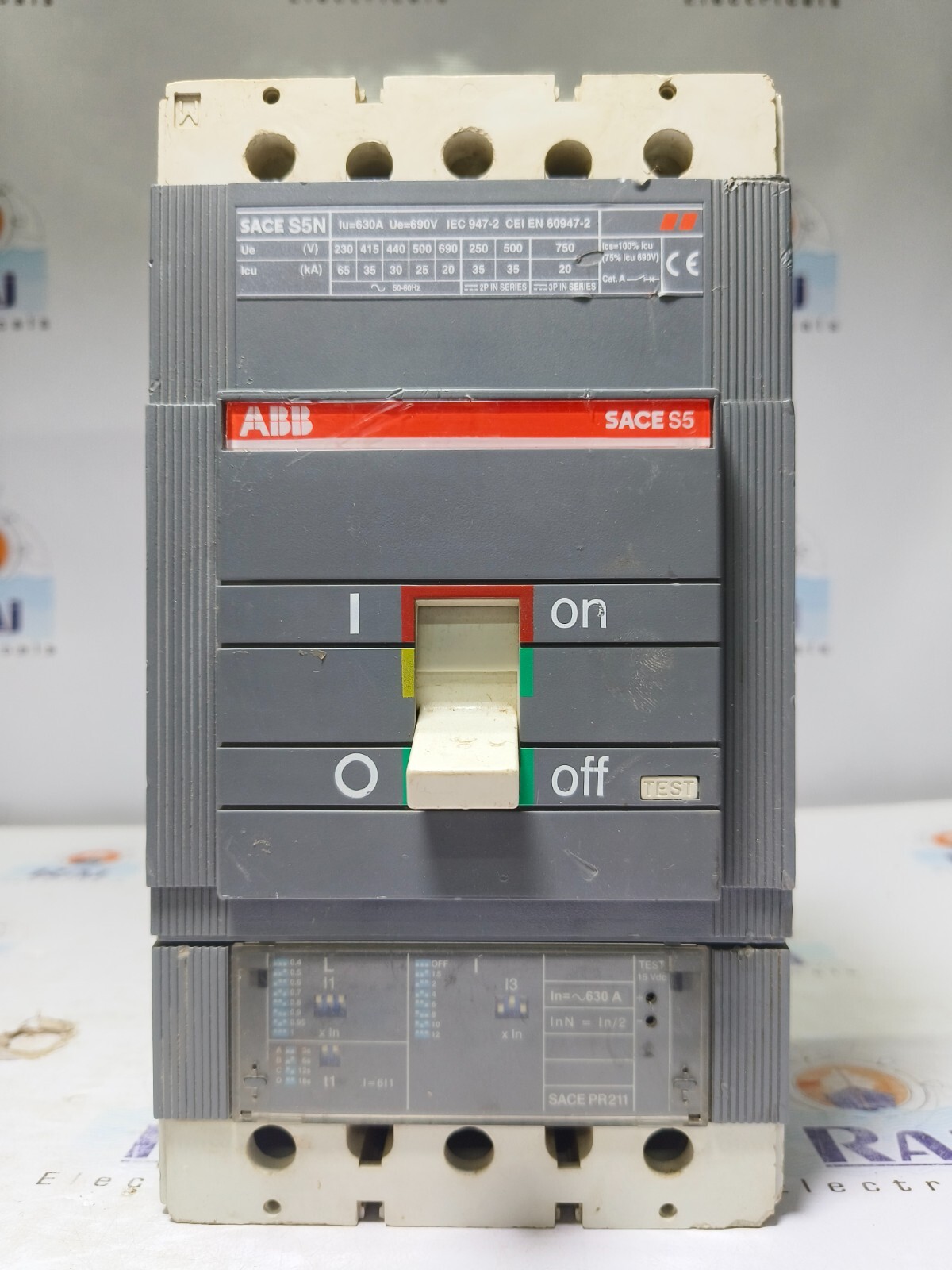 ABB SACE S5N PR211 630A 3POLE CIRCUIT BREAKER 35kA at 415V FREE FAST ...