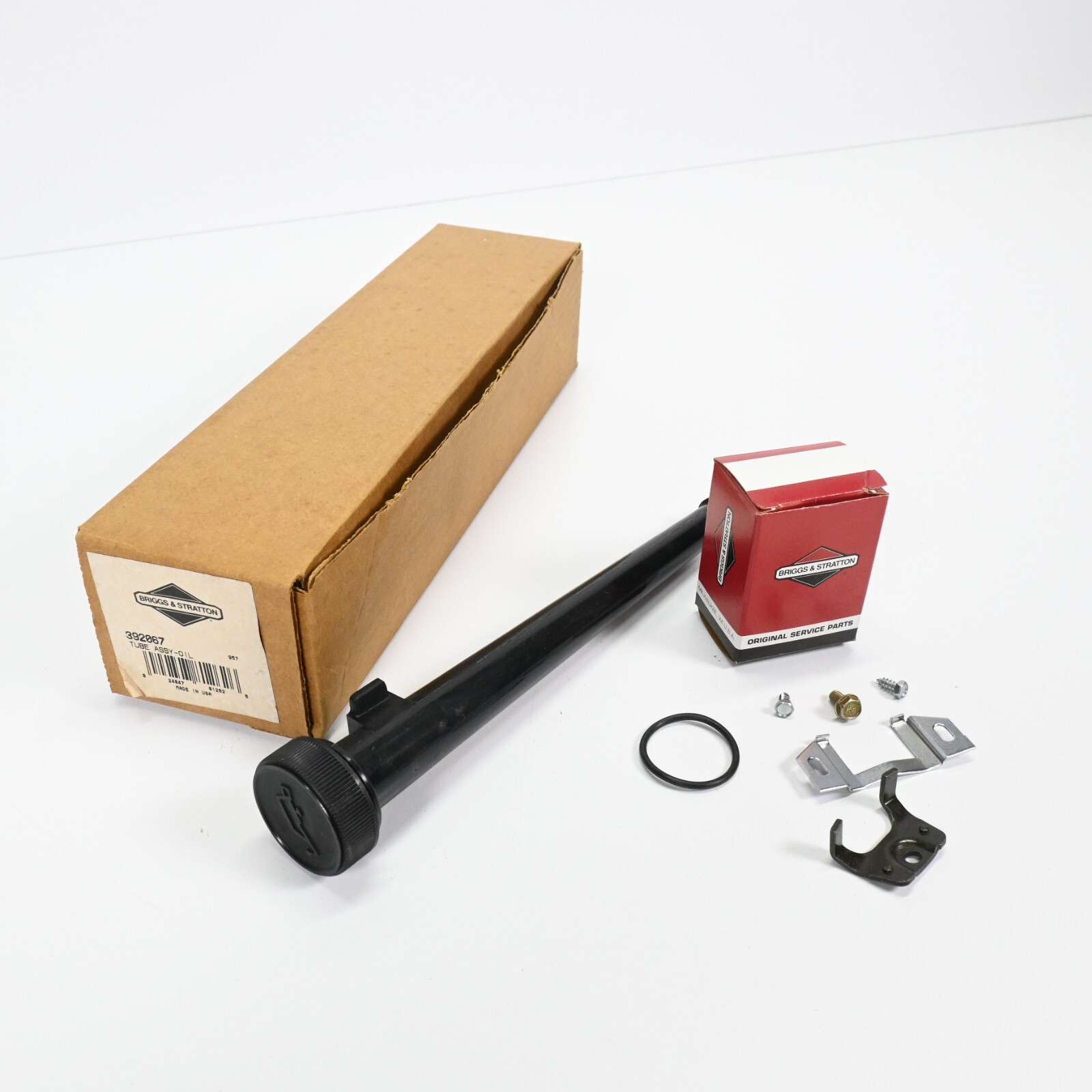 NOS Briggs & Stratton Engine Dipstick Tube 392067 (inv.2) | eBay