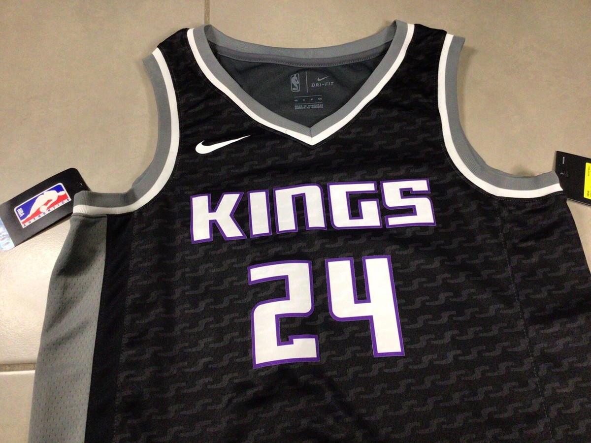 NWT Men's Nike BUDDY HIELD Sacramento Kings S Black NWT Men's Nike BUDDY HIELD Sacramento Kings S Black