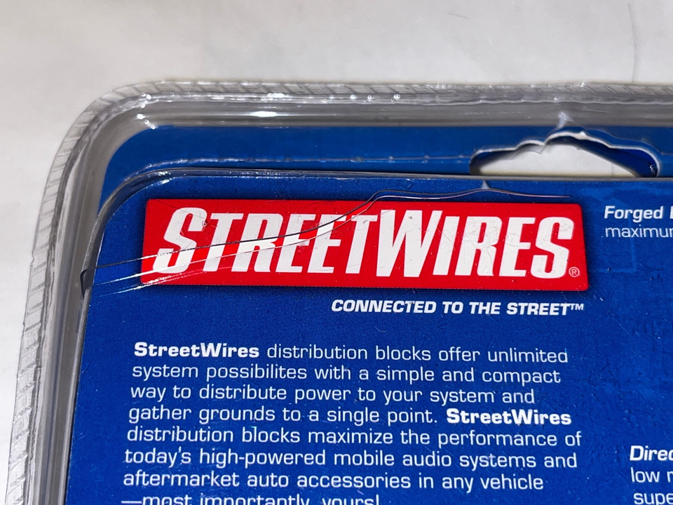 STREETWIRES DBX44 4-way distribution block — Power Ring® input, 4-gauge ...