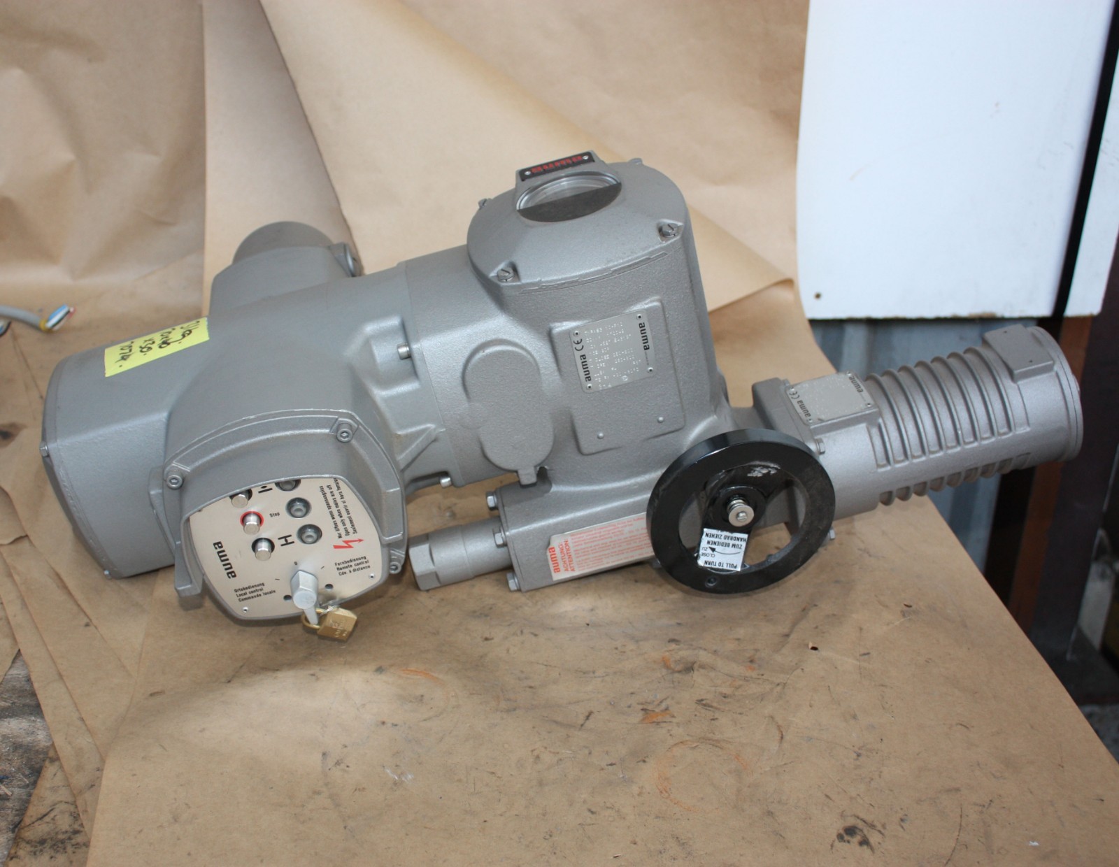 AUMA AM 02.1-S SG 10-F10 SD00 56-2/45 Electric Multi-turn valve ...