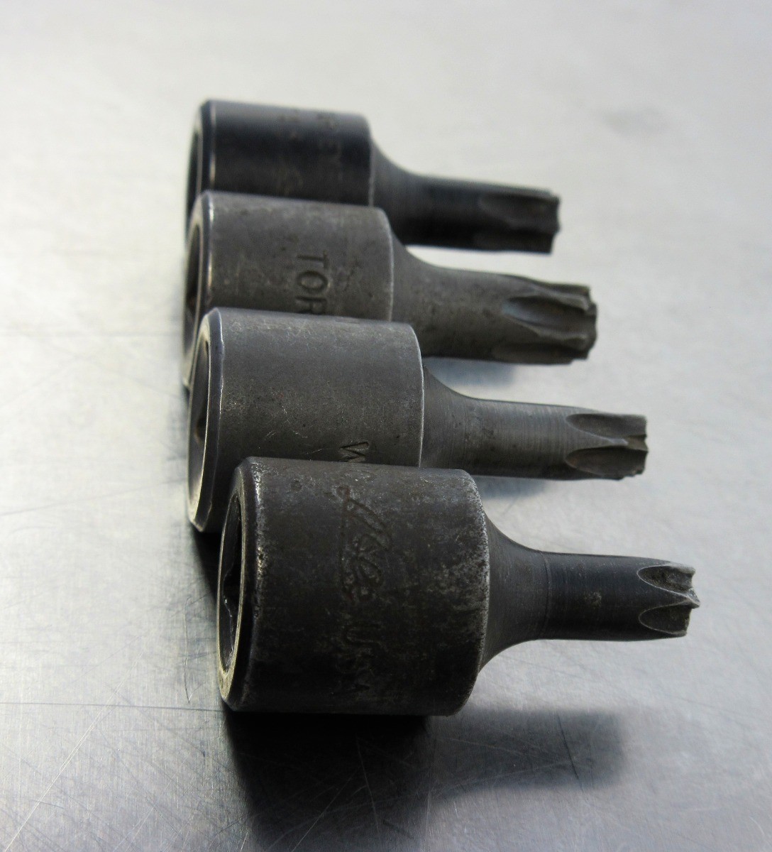 Lot of (4) Lisle Security Bit Sockets TORX T50 TORX T45 TORX T40 TORX ...