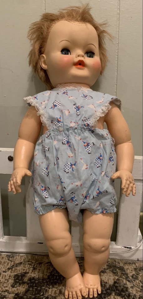 Lot Vintage plastic baby doll Sleepy eye clothing dress drink & wet ...