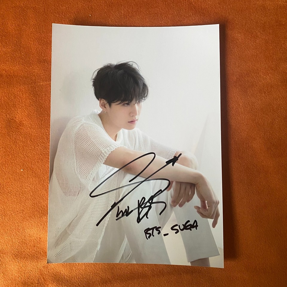 BTS SUGA AUTOGRAPHED SIGNED PHOTO LOVE YOURSELF 转 TEAR K-POP COLLECTION ...