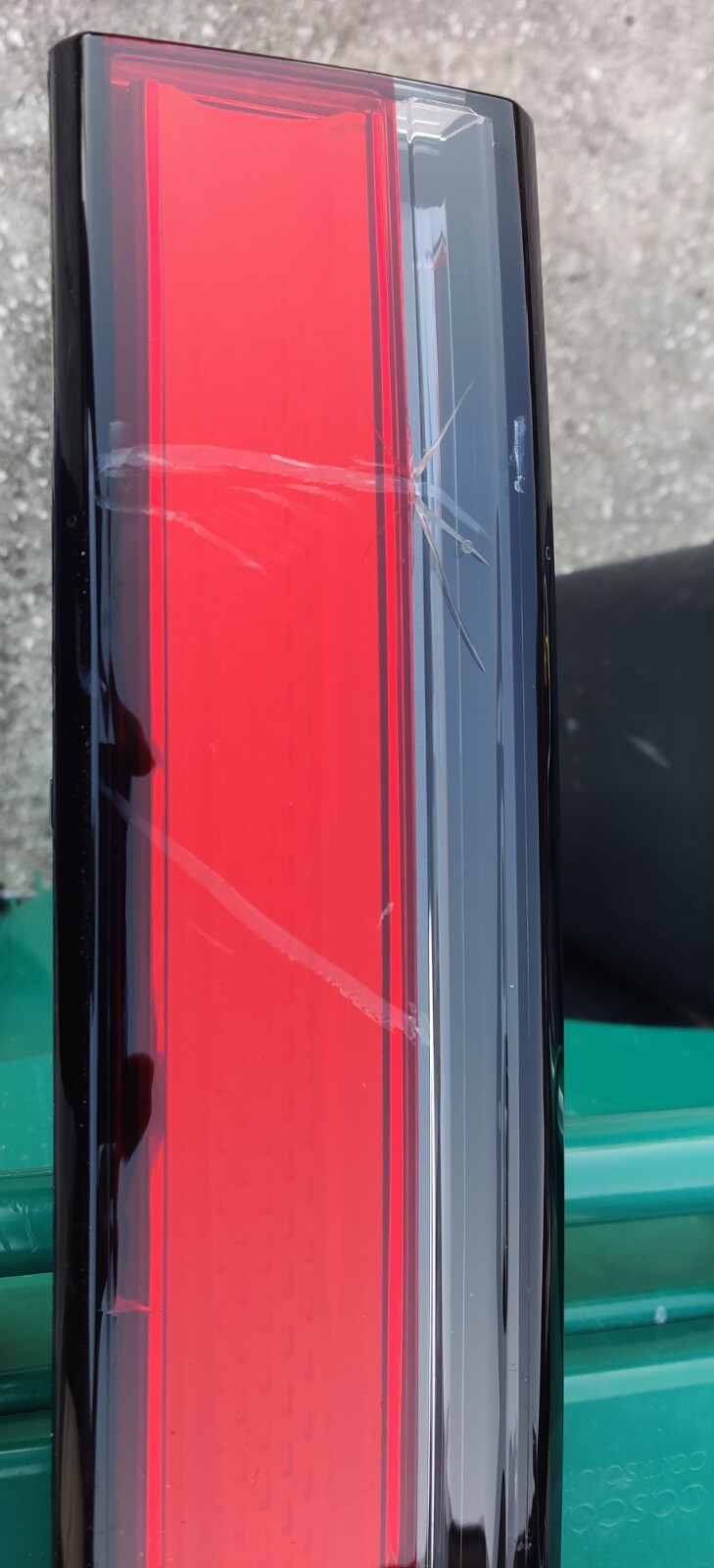 Rivian R1T Tailgate LED Tail Lamp 2022 2023 OEM Cracked Lens | eBay