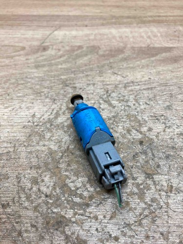 8200168239 B Renault Brake Light Switch sensor pedal With Plug OE ...