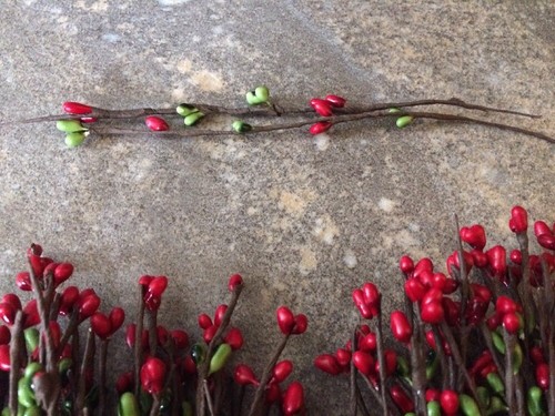 Set of 50 7" 7 inch CHRISTMAS RED/GREEN Pip Berry Garland Picks Pips ...