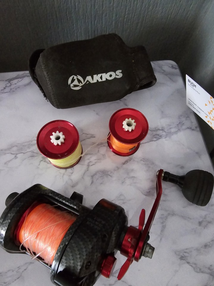 Akios F-15 Multiplier Reel Used With Spare Handle And Oil and Bits ...