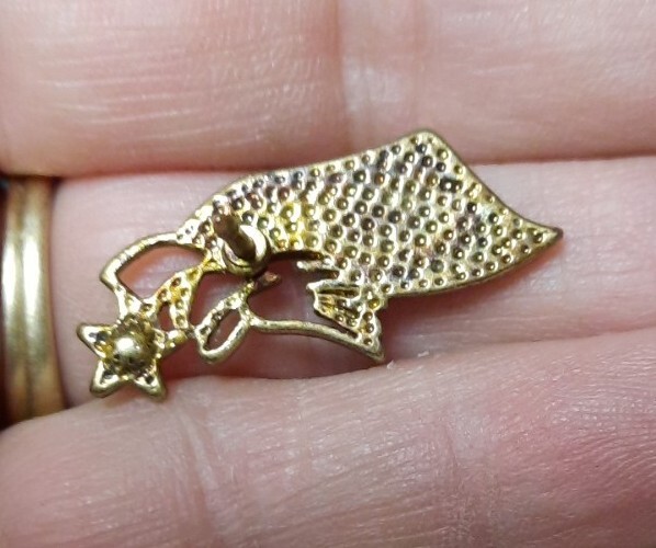 Patriotic Lapel Tack Pin Angel with American Flag Robe Gold Tone ...