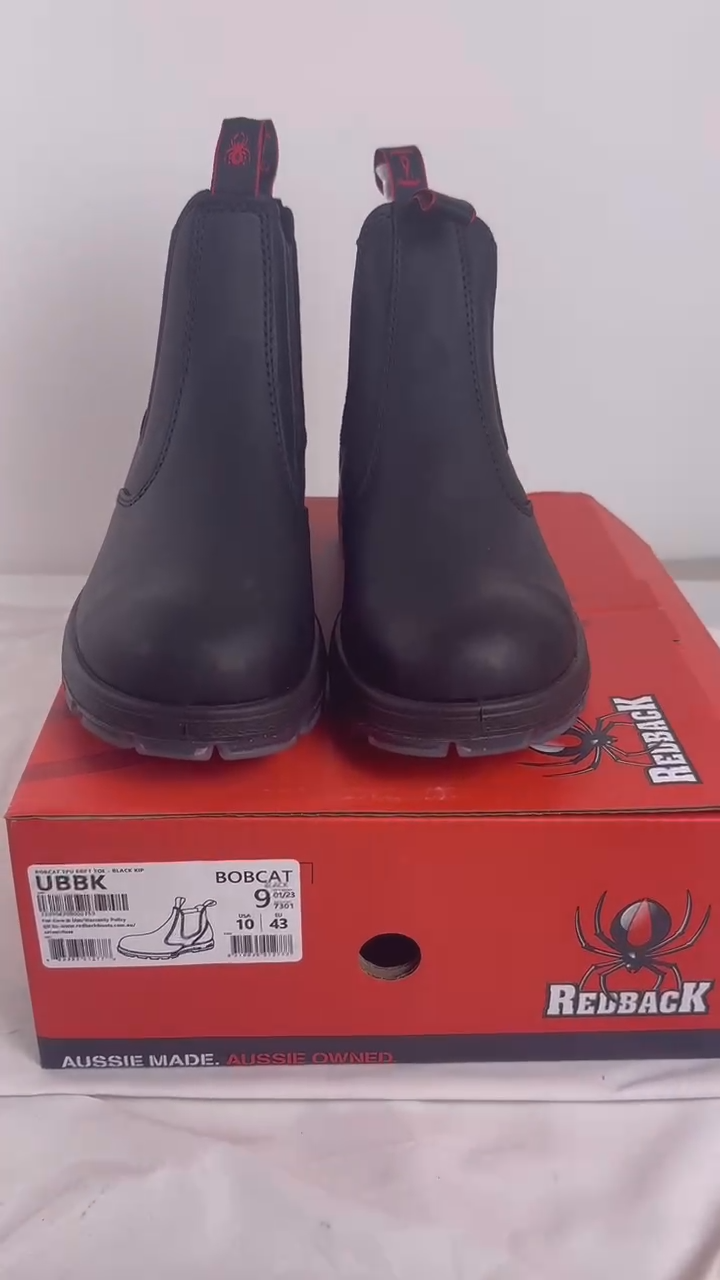 Redback Easy Escape Oil Kip Elastic Sided Soft Toe Work Boots UBBK US ...