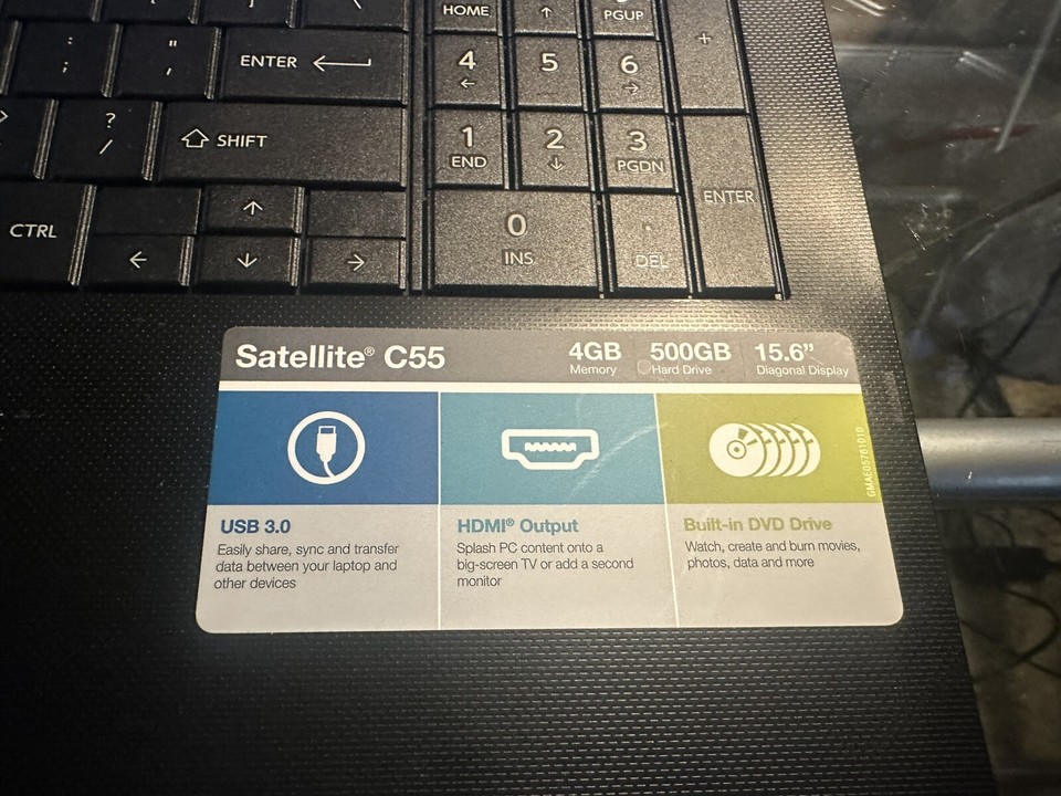 Toshiba Satellite C55D-B5212 15.6" Laptop PC Computer AMD A8. Windows 8 ...