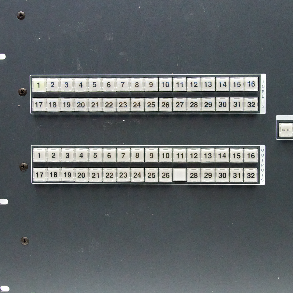 Extron CrossPoint 450 Plus Series 32x32 Ultra-Wideband Matrix Switcher ...