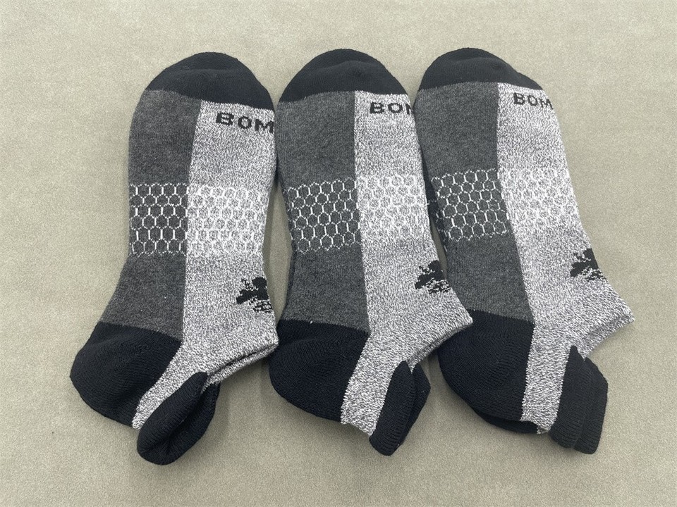 4 Pairs's Bombas Honeycomb Black & Grey Ankle Socks Women Size Medium ...